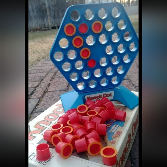 Vintage | Toys | Vintage 7s Knock Out Board Game 978 Milton Bradley ...